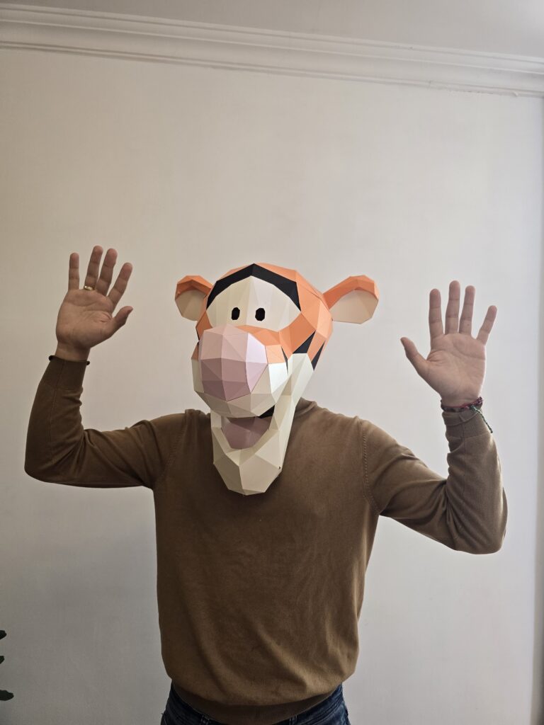 TIGGER MASK PAPERCRAFT – WINNIE POOH - PAPER SHAPES