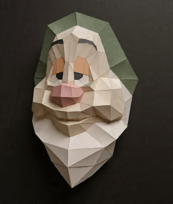 sleepy snow white and the seven dwarfs mask - PAPER SHAPES