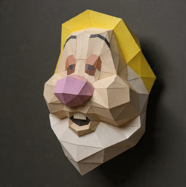 sneezy snow white and the seven dwarfs mask - PAPER SHAPES